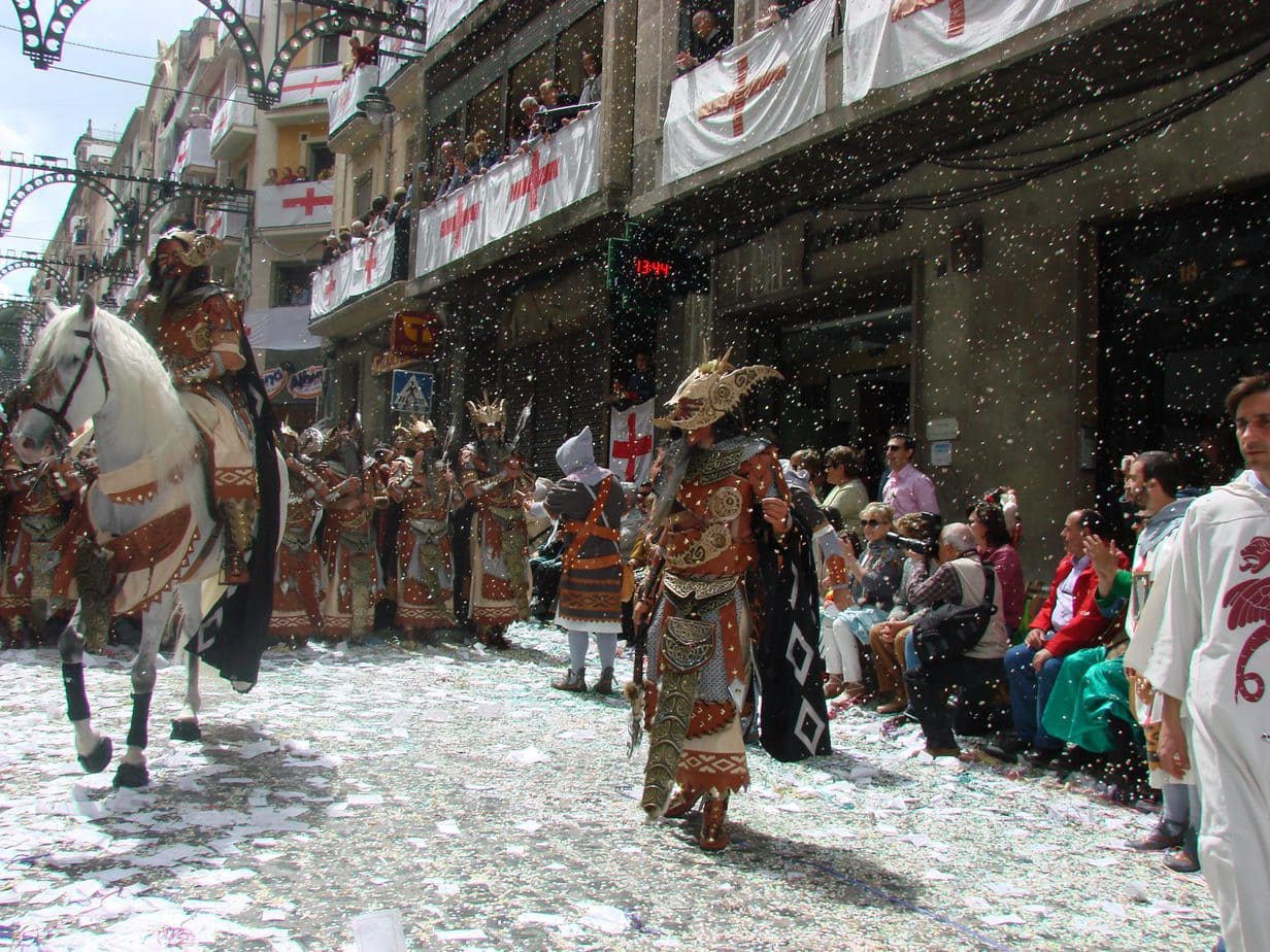 Moros y cristianos - GuiasdeAlicante